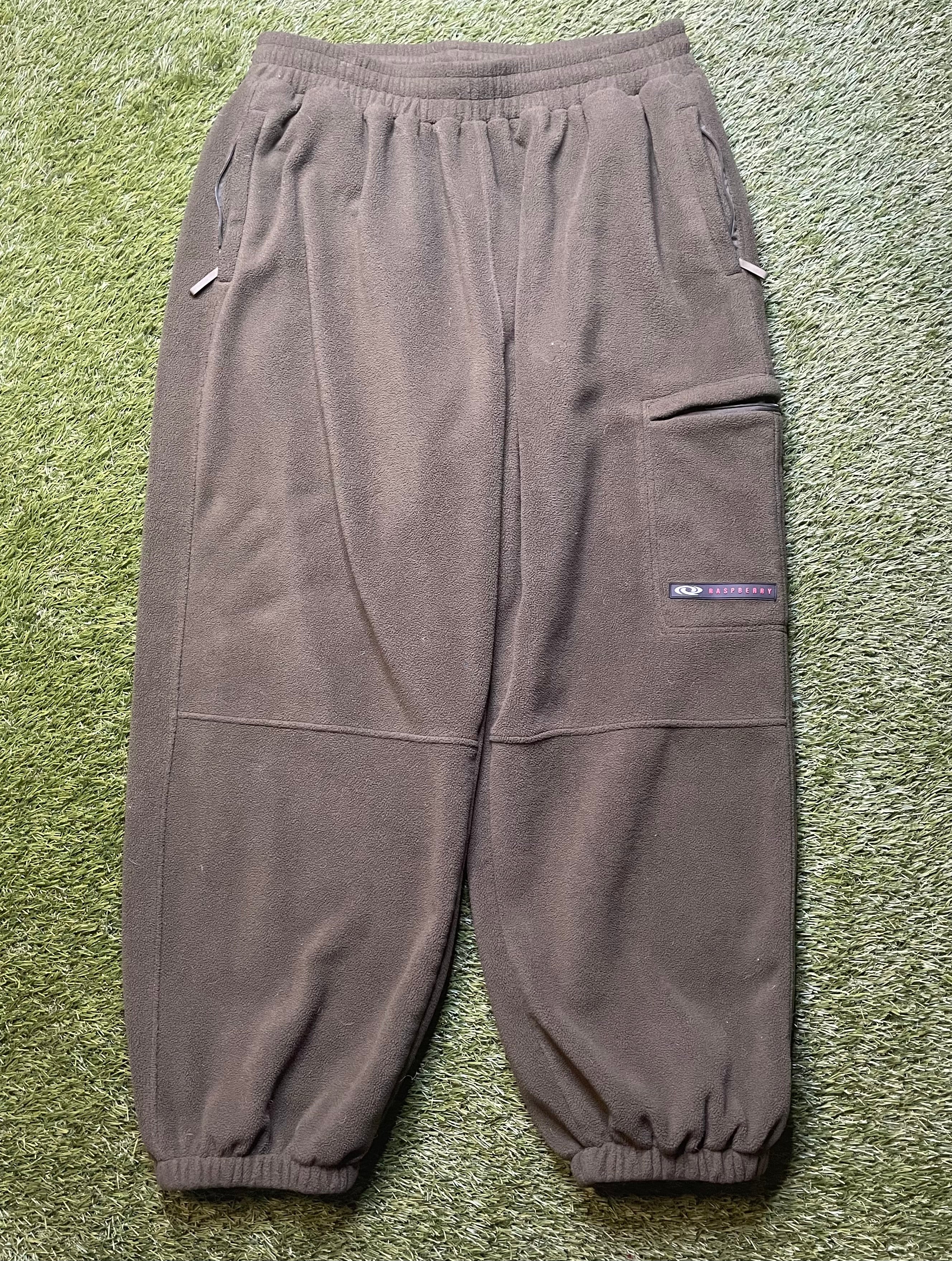 GV Gallery Raspberry Hills Fleece Sweatpants Olive – Thevintagevaultclawson